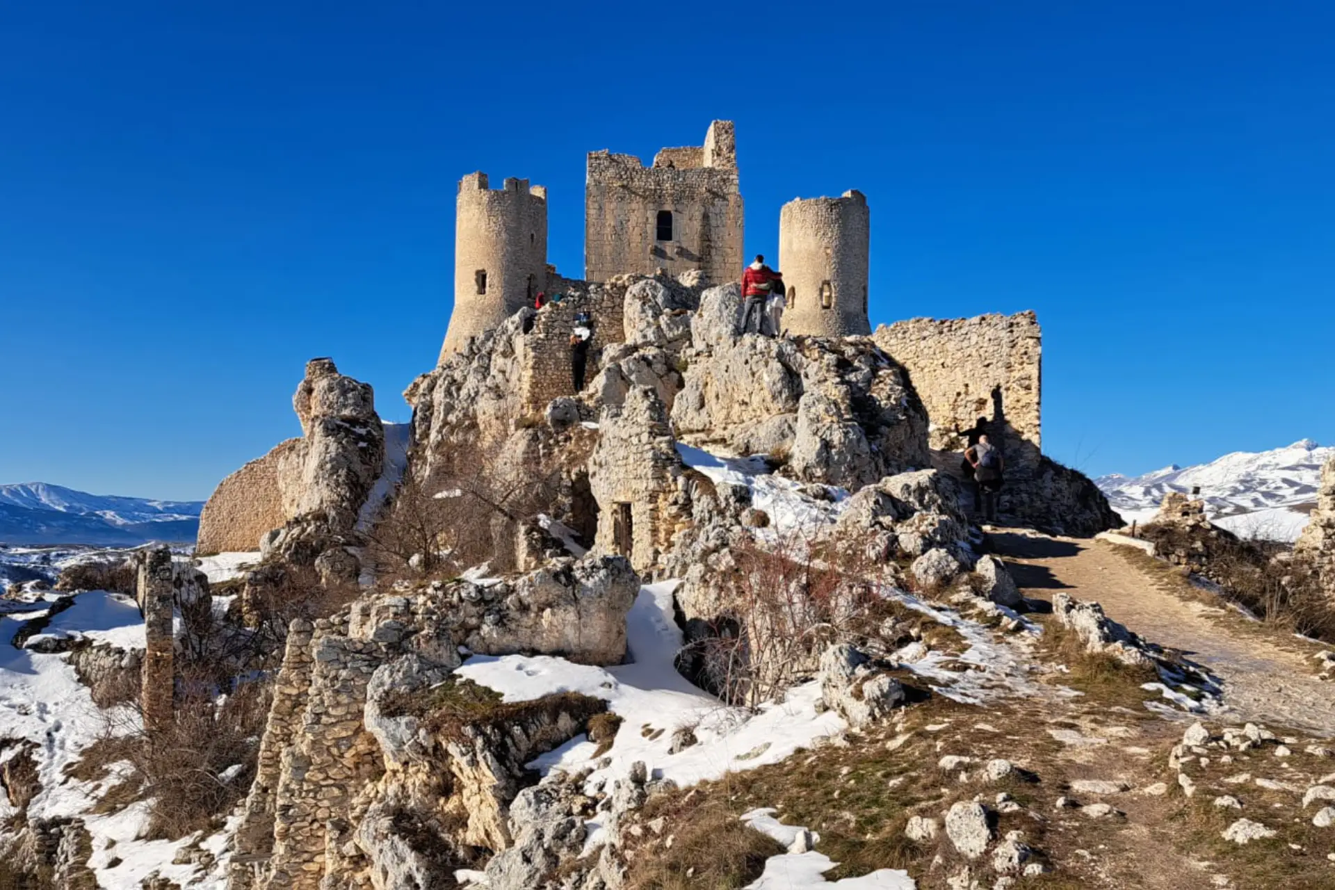 Rocca Calascio: Een Middeleeuws Juweel in het Hart van Abruzzo - B&B ...